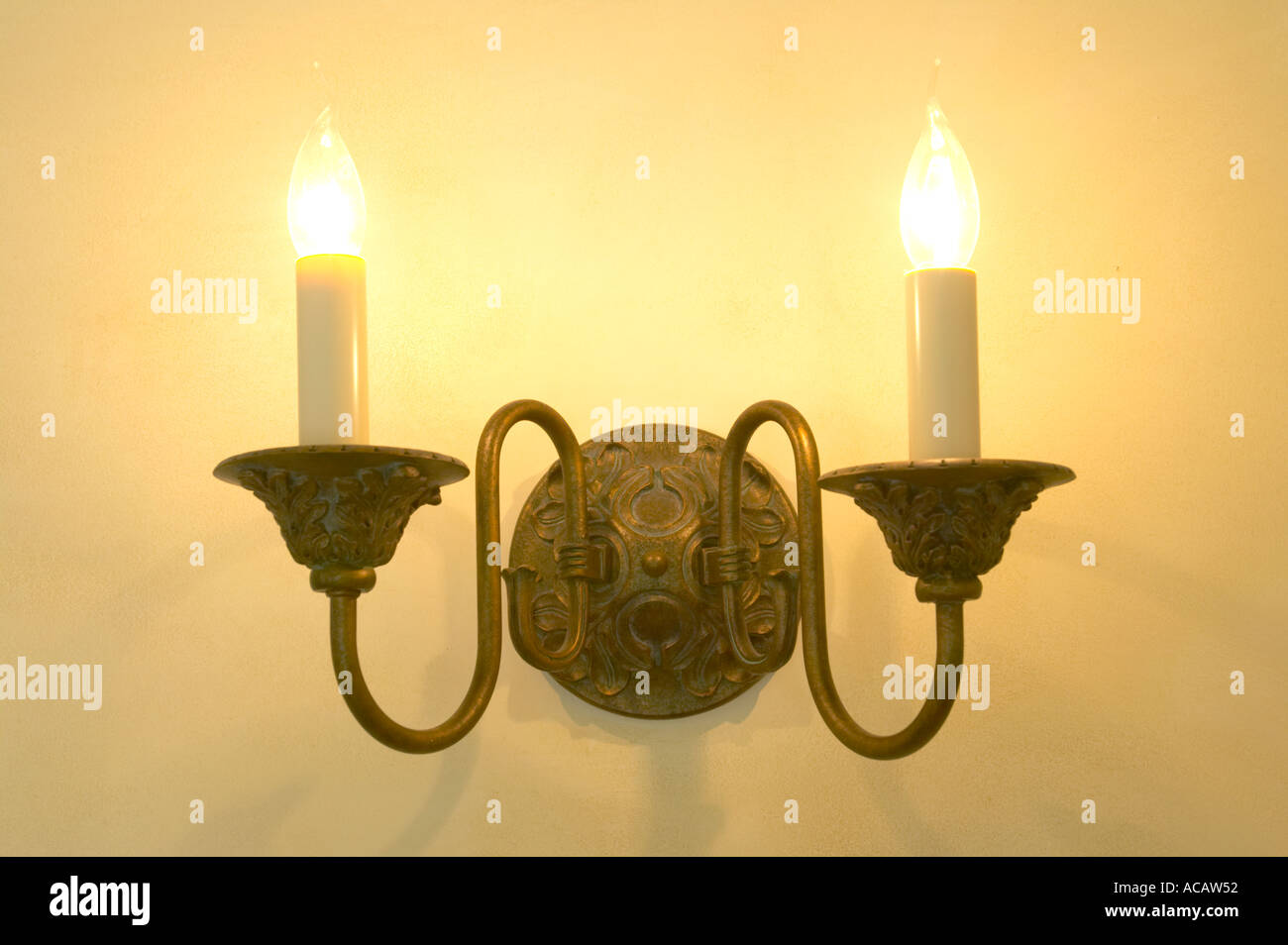 light fitting in new house Stock Photo - Alamy