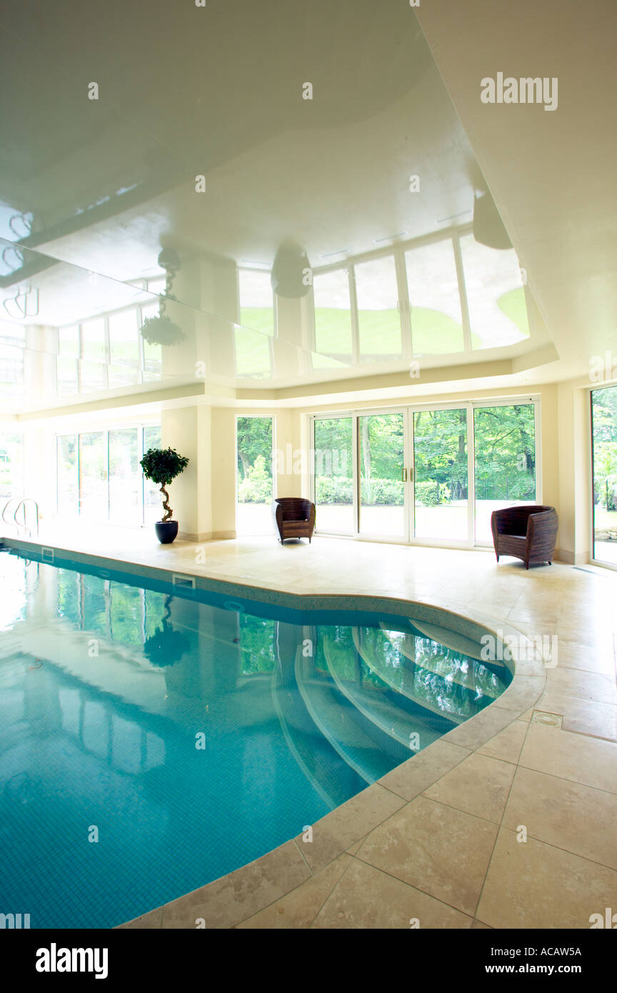 Detached home hi-res stock photography and images - Alamy