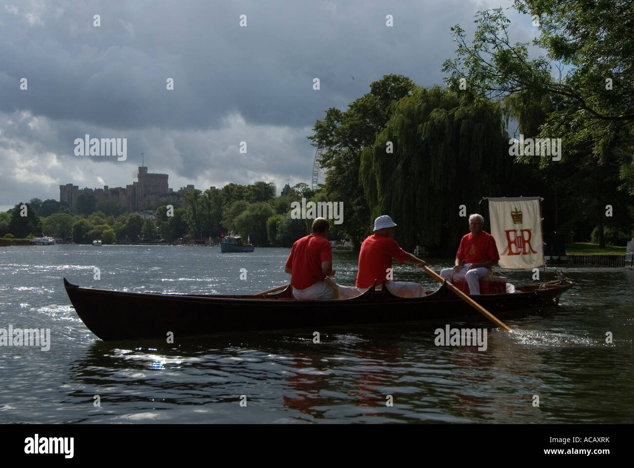 Traditional Thames rowing skiffs at Annual swan upping River Thames ...
