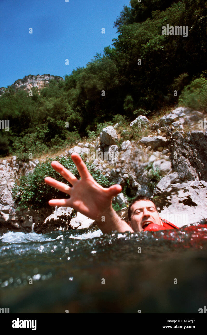 Swimmer help hi-res stock photography and images - Alamy