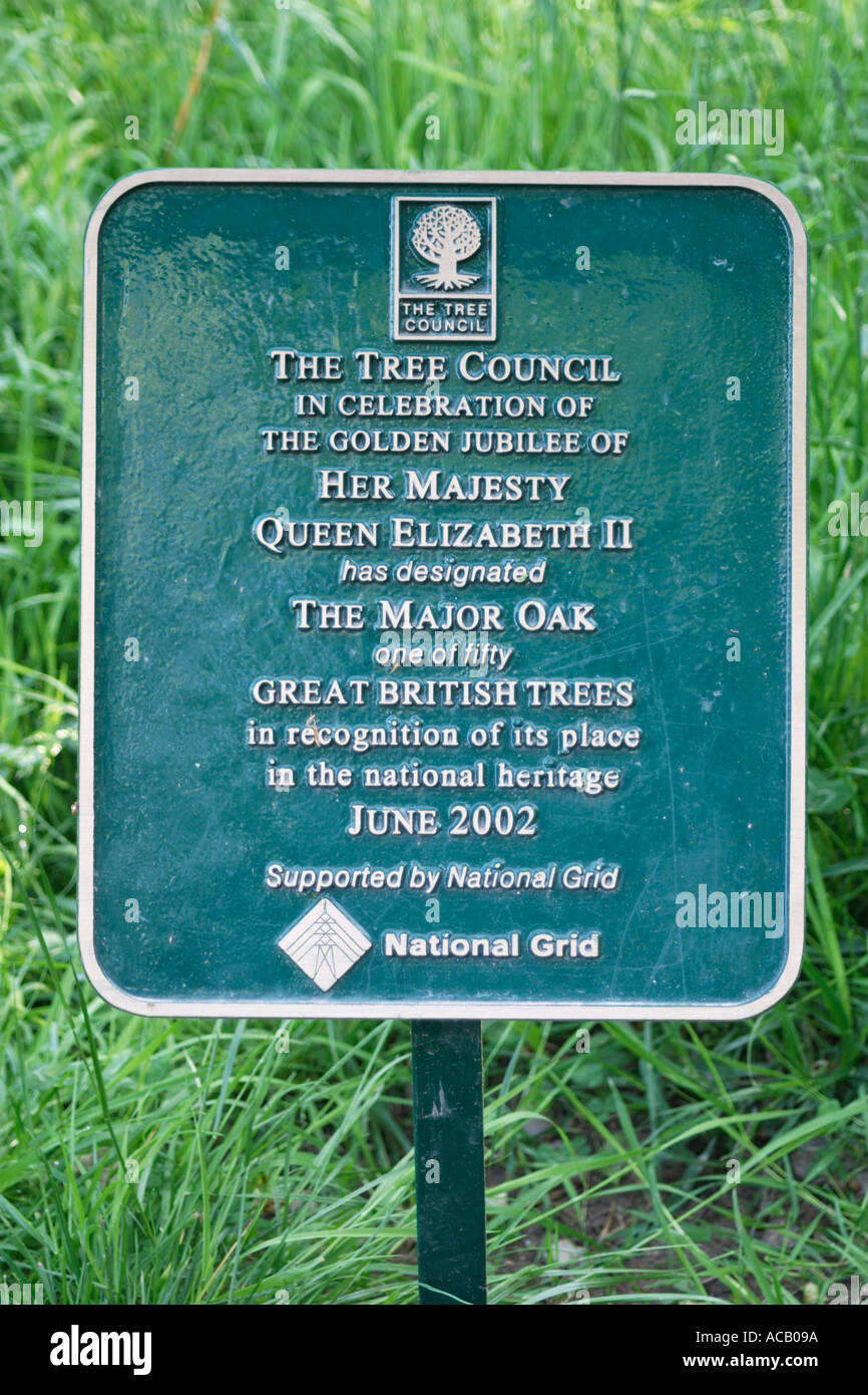 Elizabeth line signs hi-res stock photography and images - Alamy