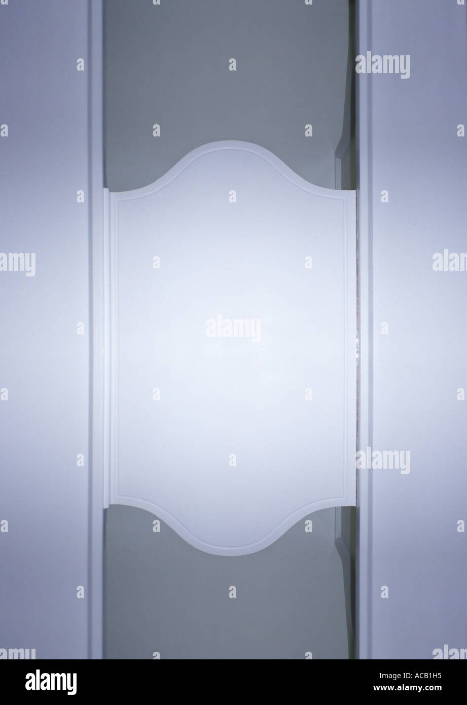 Fitting room with closed door in clothing store Stock Photo - Alamy