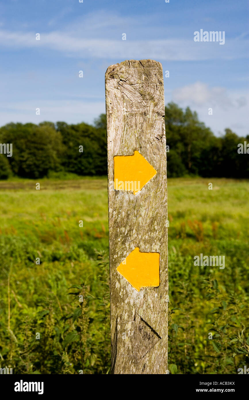 Directional post set in the British countryside Stock Photo - Alamy
