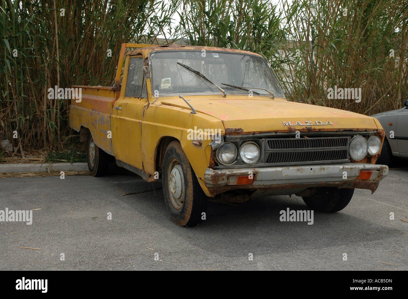 Mazda yellow hi-res stock photography and images - Alamy