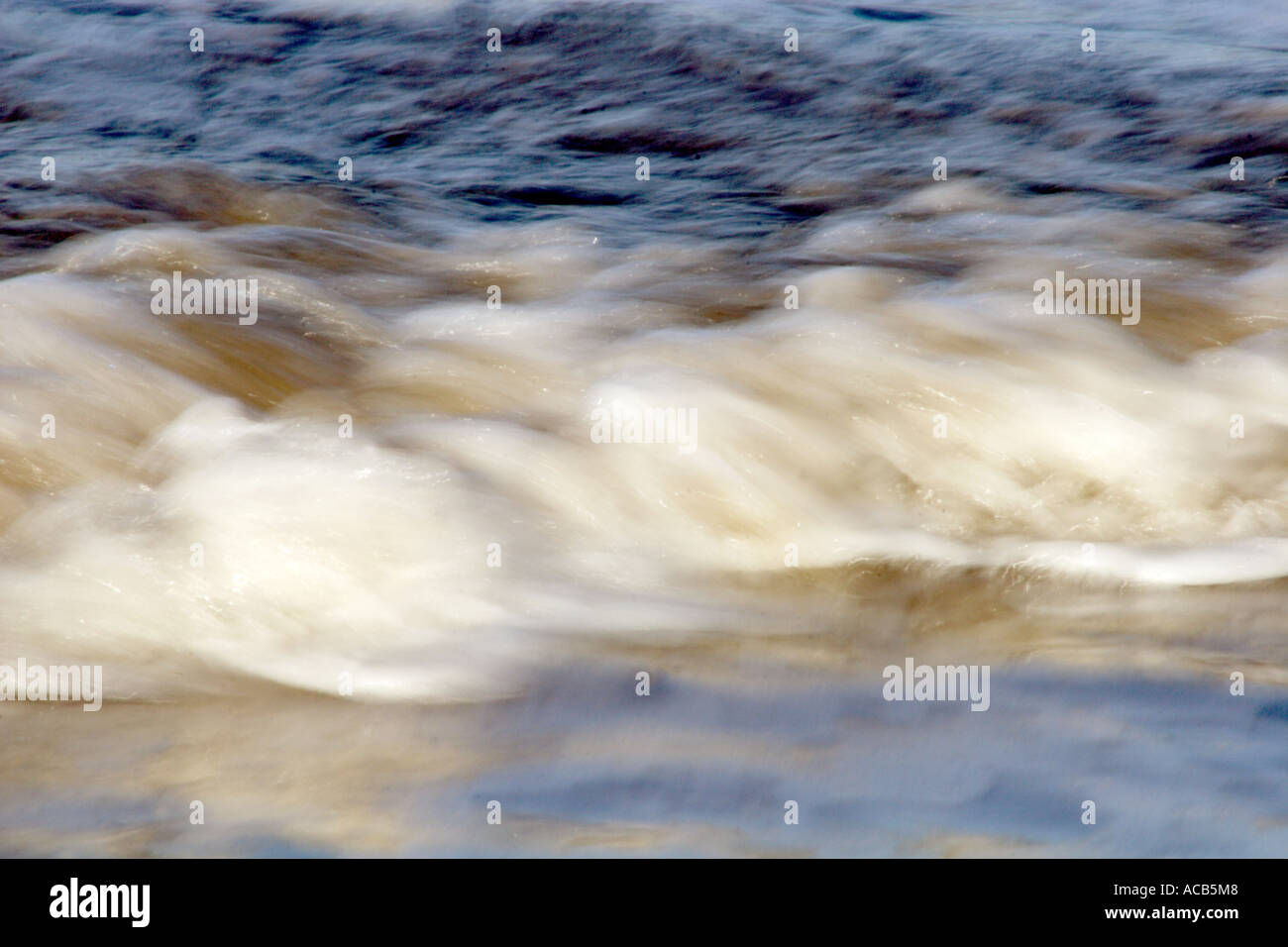 Changing waves hi-res stock photography and images - Alamy