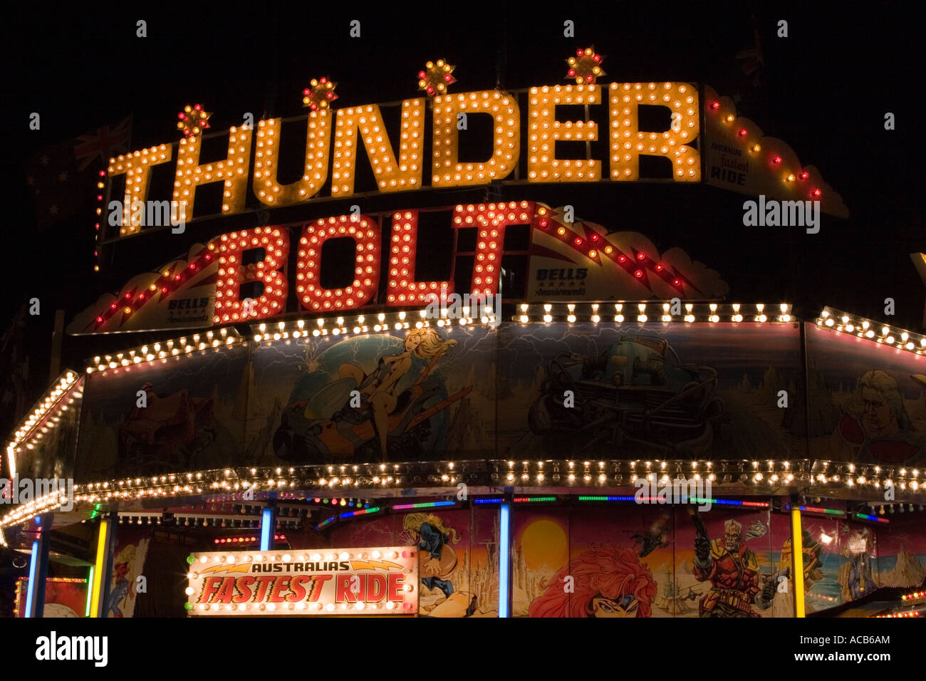 Thunderbolt sideshow ride Stock Photo - Alamy