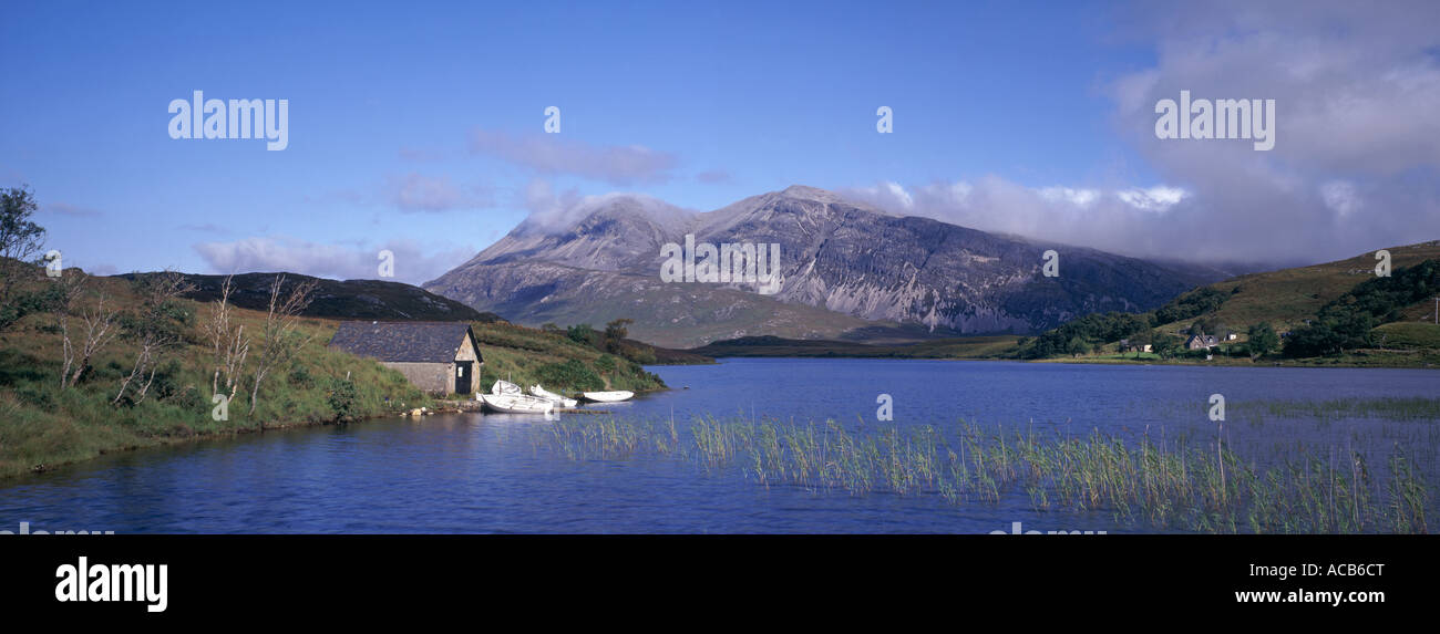 Sutherland peaks of Arkle and Foinavon at Laxford Bridge in the ...