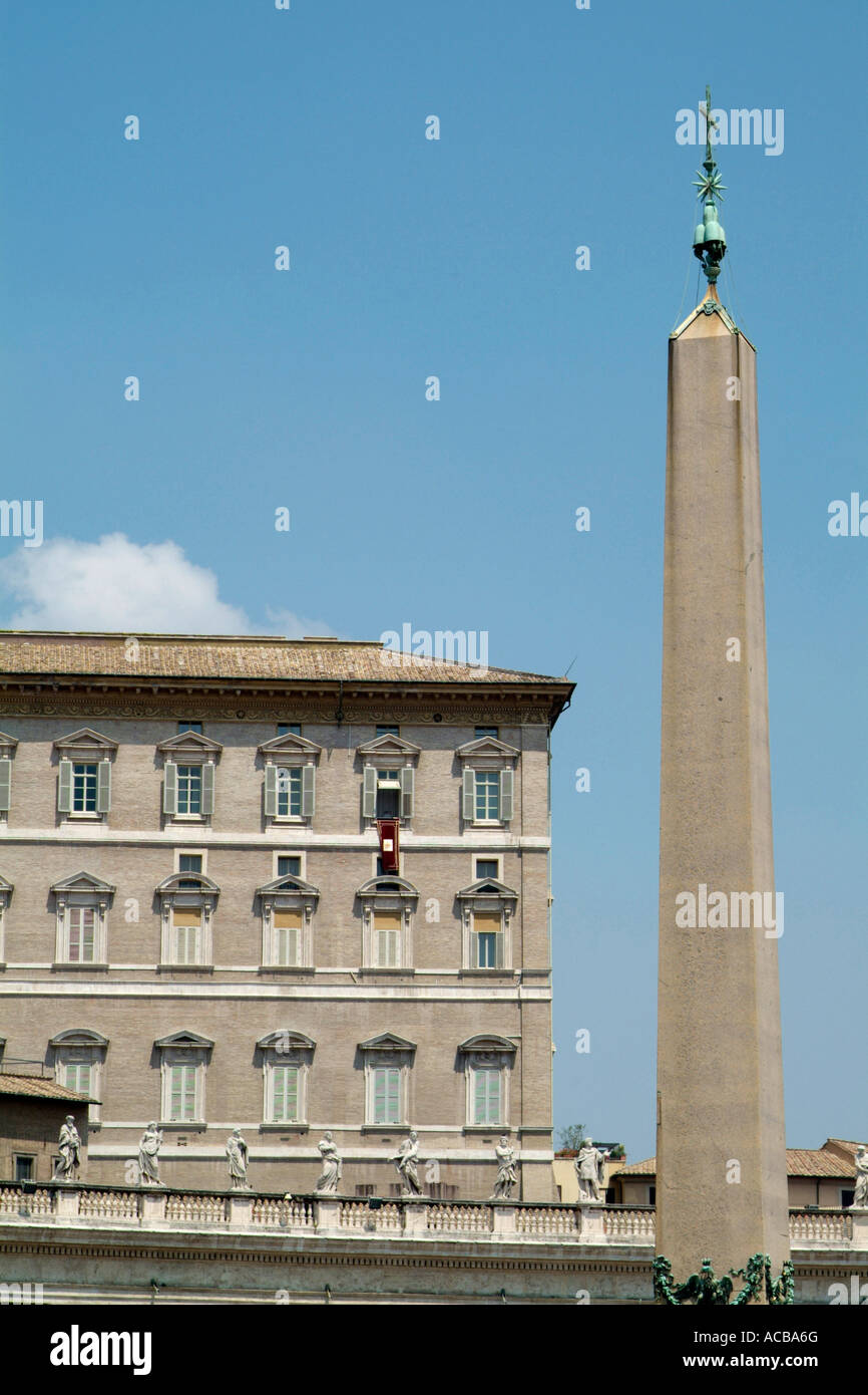 The Pope residence on a Sunday morning before he shows up to salute the ...