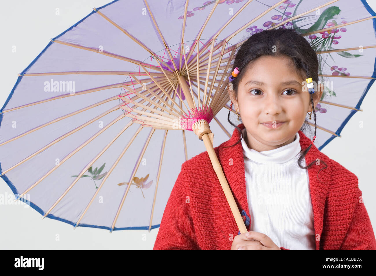 Asian girl white parasol hi-res stock photography and images - Alamy