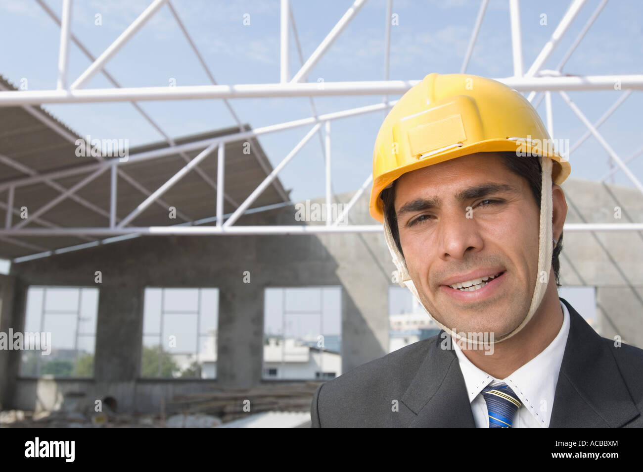 Portrait of an architect at a construction site Stock Photo - Alamy
