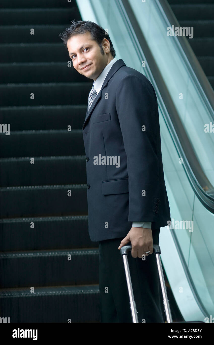 Escalator profile hi-res stock photography and images - Alamy