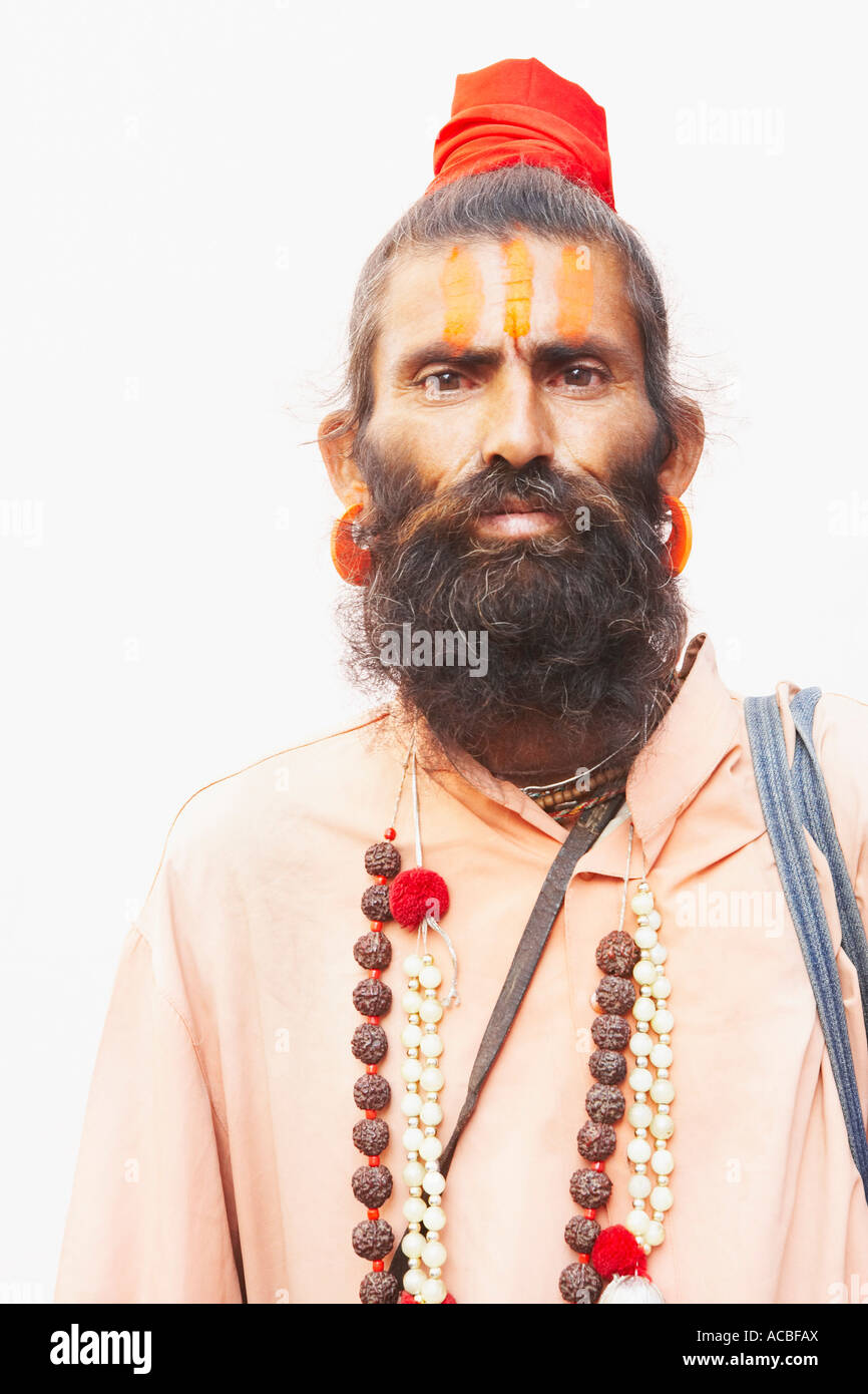 Sadhu sanyasi indian hi-res stock photography and images - Alamy