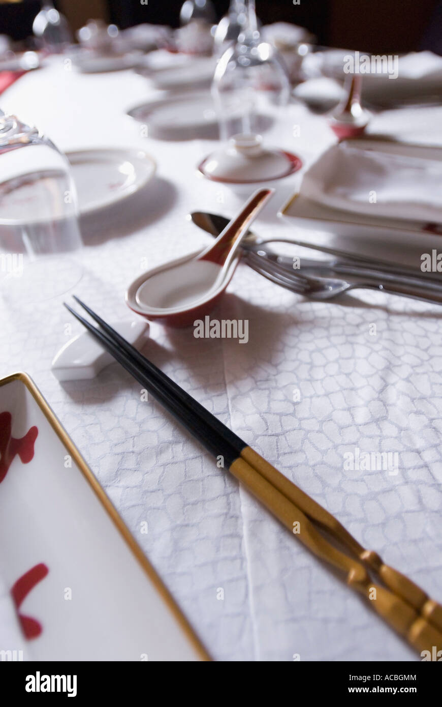 Chopsticks upside down hi-res stock photography and images - Alamy