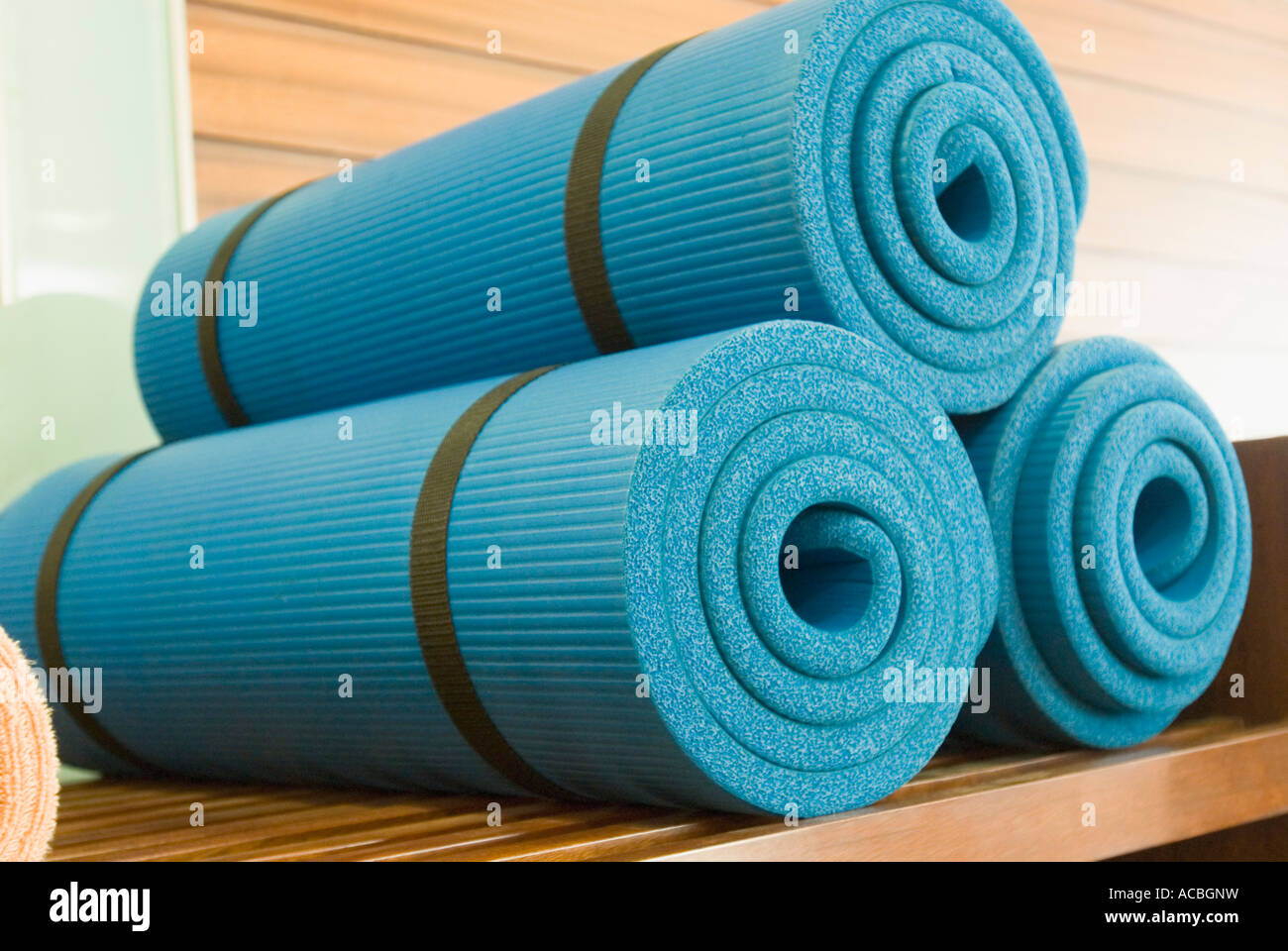 Scroll exercise hi-res stock photography and images - Alamy