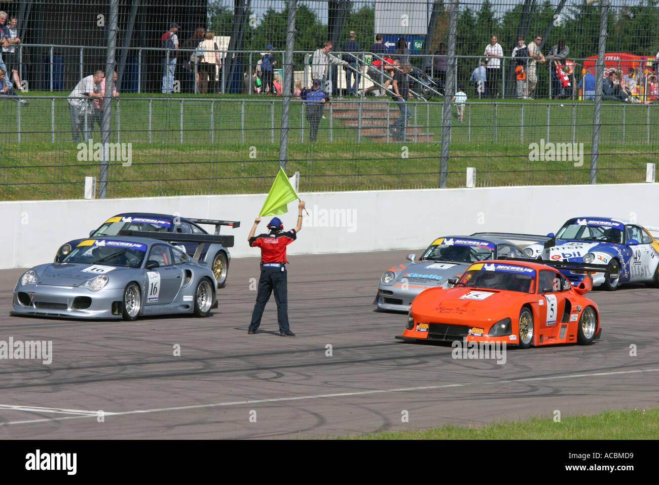 Starting grid car race flag hi-res stock photography and images - Alamy