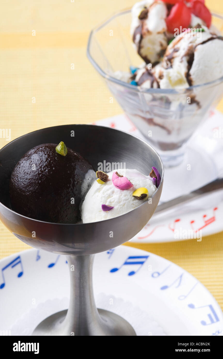 Gulab Jamun With Ice Cream Recipe