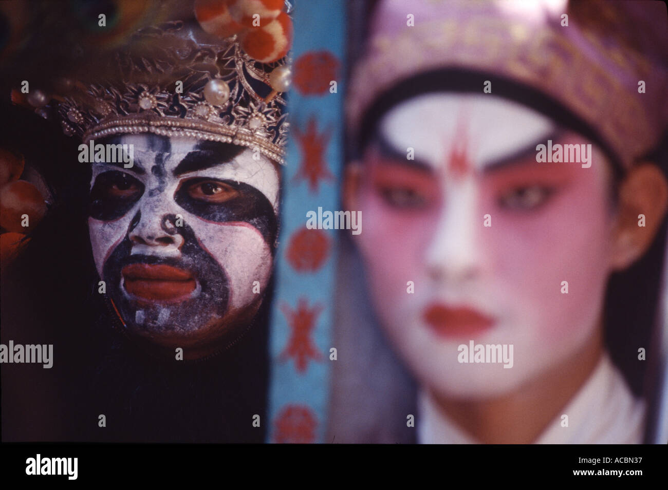 Tradtional mask hi-res stock photography and images - Alamy