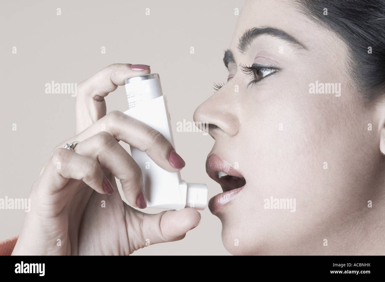 Indian using inhaler hi-res stock photography and images - Alamy