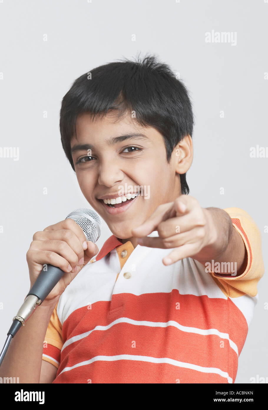 In front of him a singing boy hi-res stock photography and images - Alamy