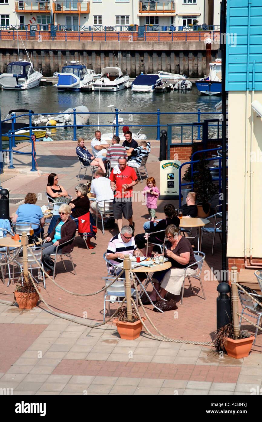 Devon, Exmouth, Cafe at the Marina entrance Stock Photo - Alamy