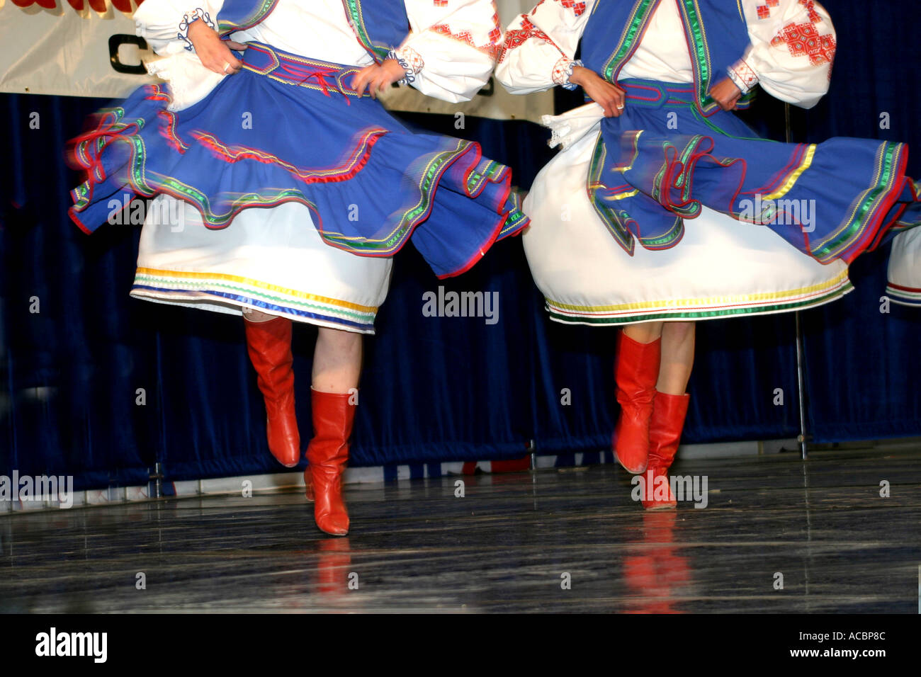 Ukrainian folk dancing dance tradition traditional heritage legacy ...