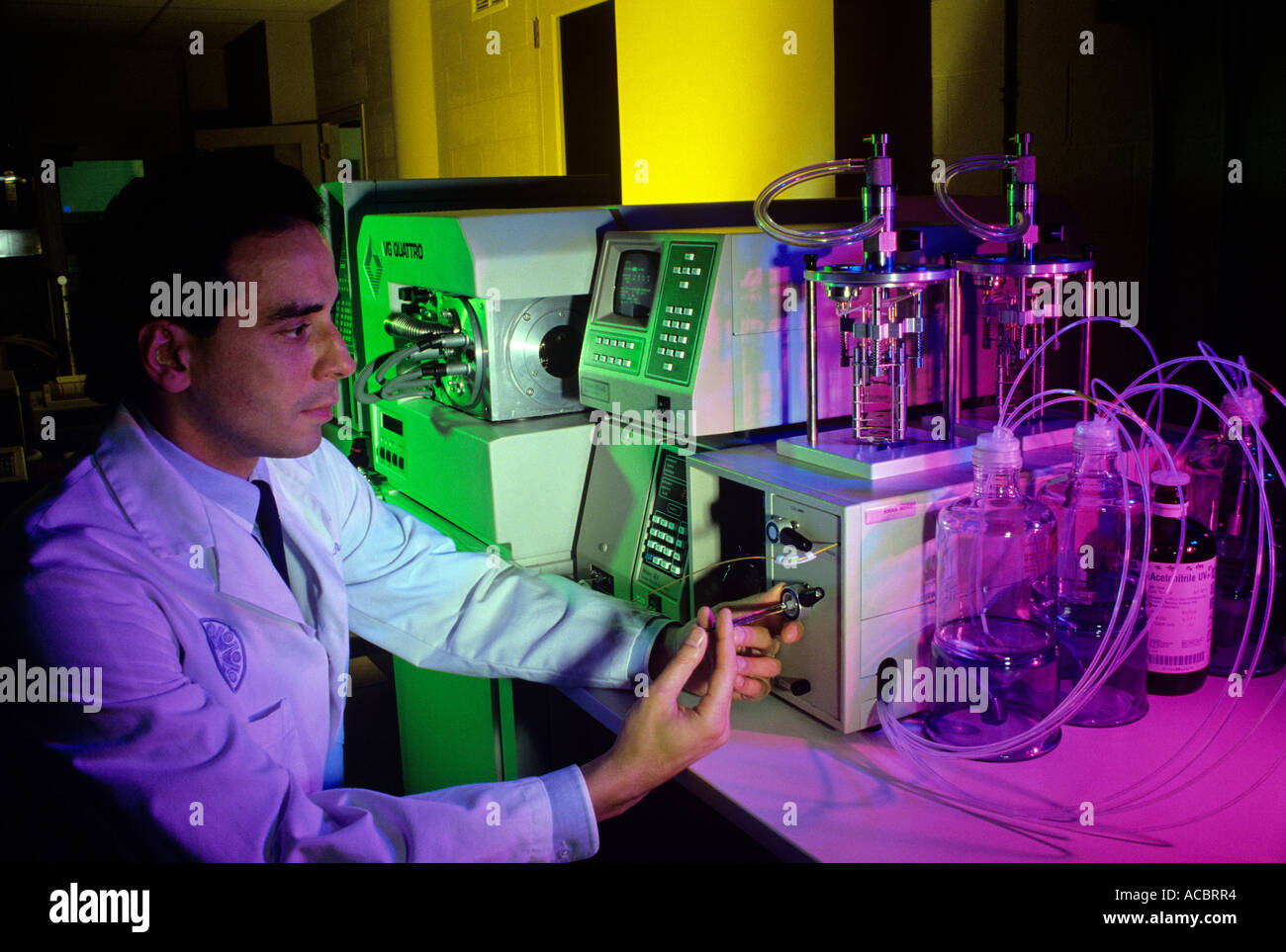 Spectrum analysis hi-res stock photography and images - Alamy