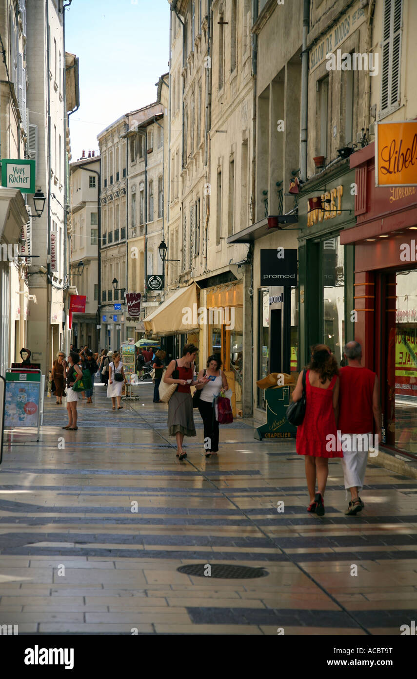 Avignon shopping street hi-res stock photography and images - Alamy