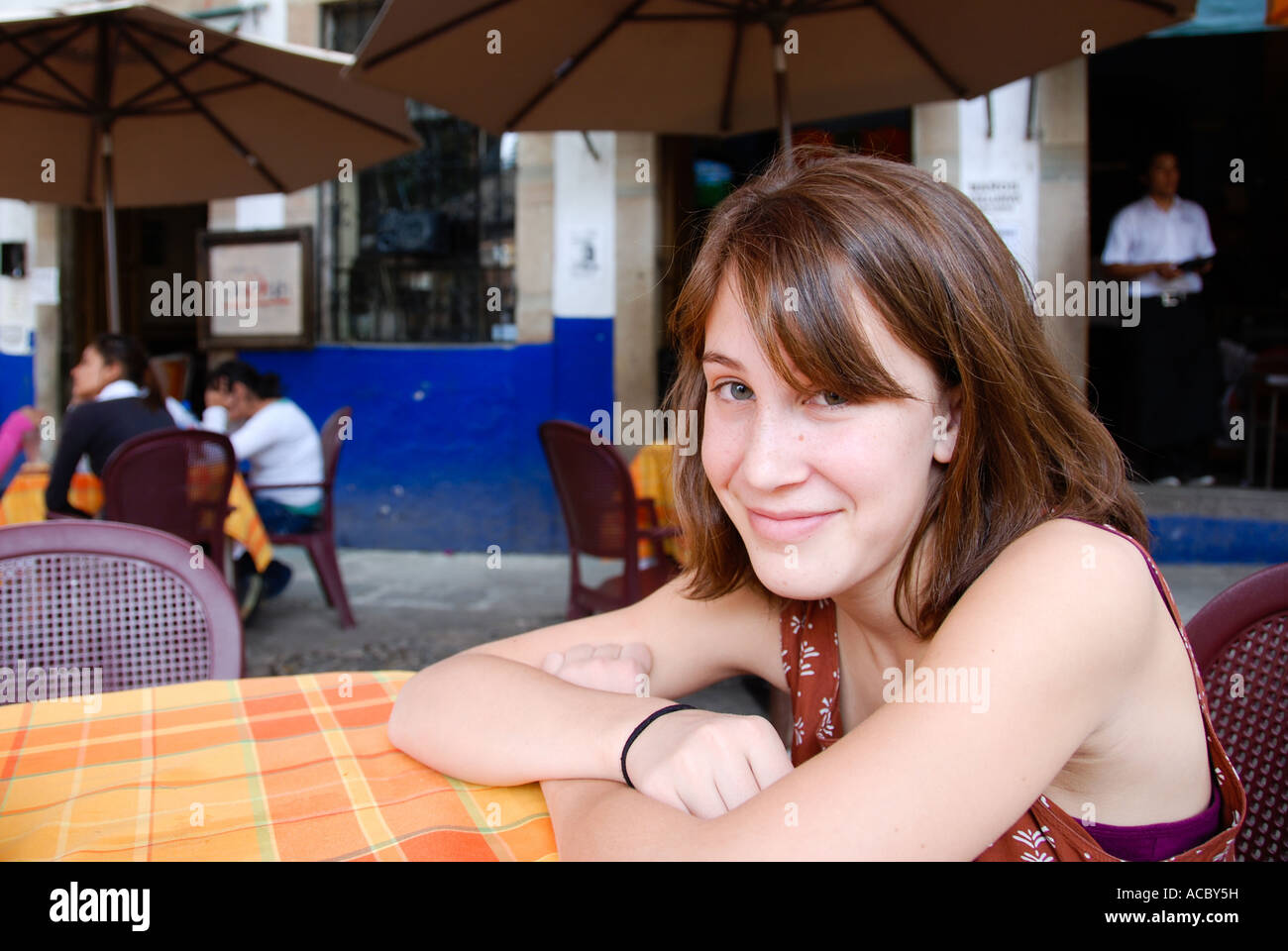 Outdoor dining structures hi-res stock photography and images - Alamy