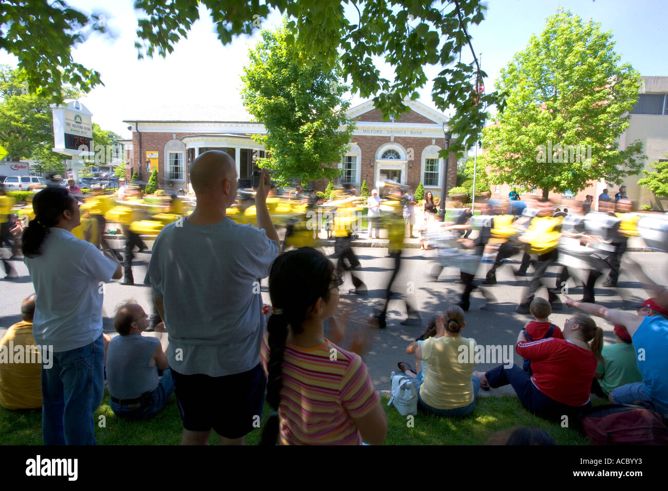 Marching in parade hi-res stock photography and images - Alamy