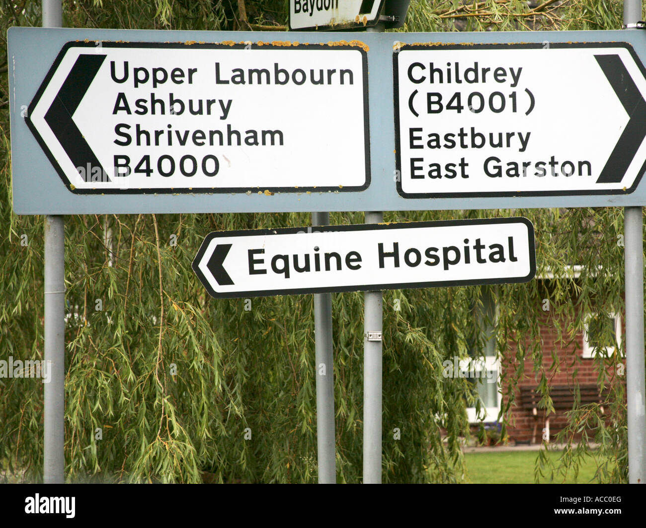 A sign for an equine hospital Stock Photo - Alamy
