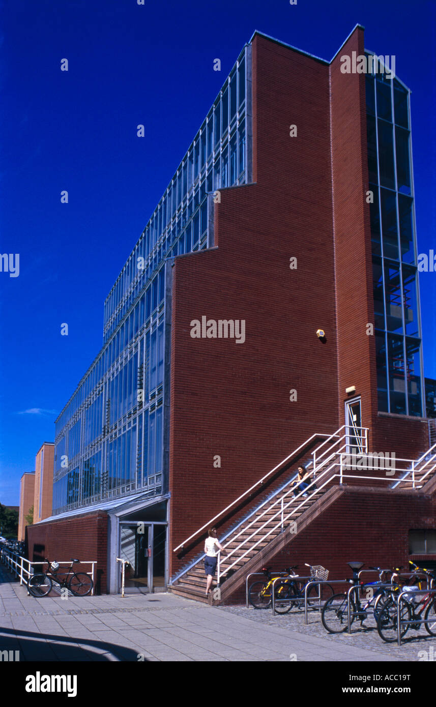 History faculty cambridge university hi-res stock photography and ...