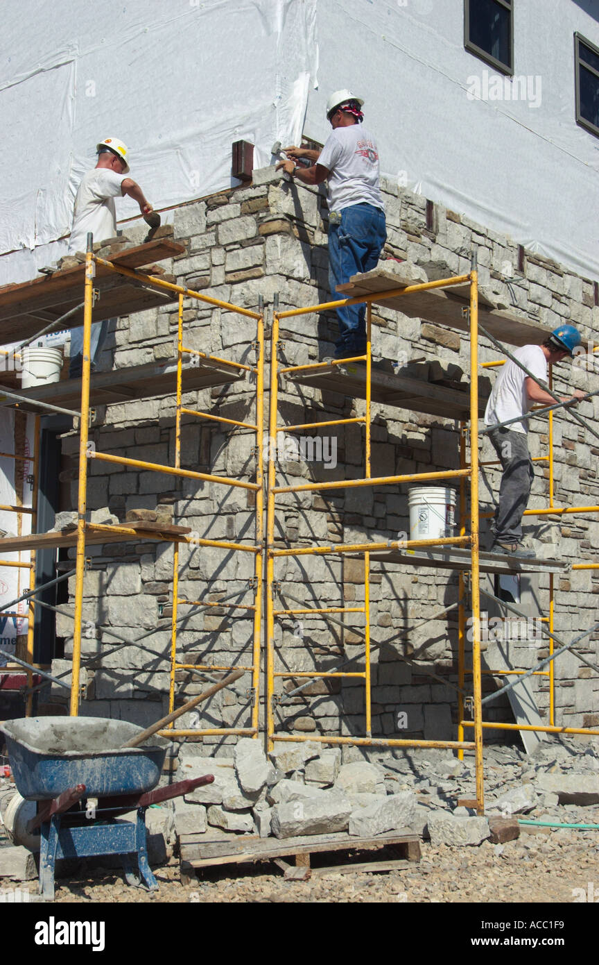 Stone masons hi-res stock photography and images - Alamy