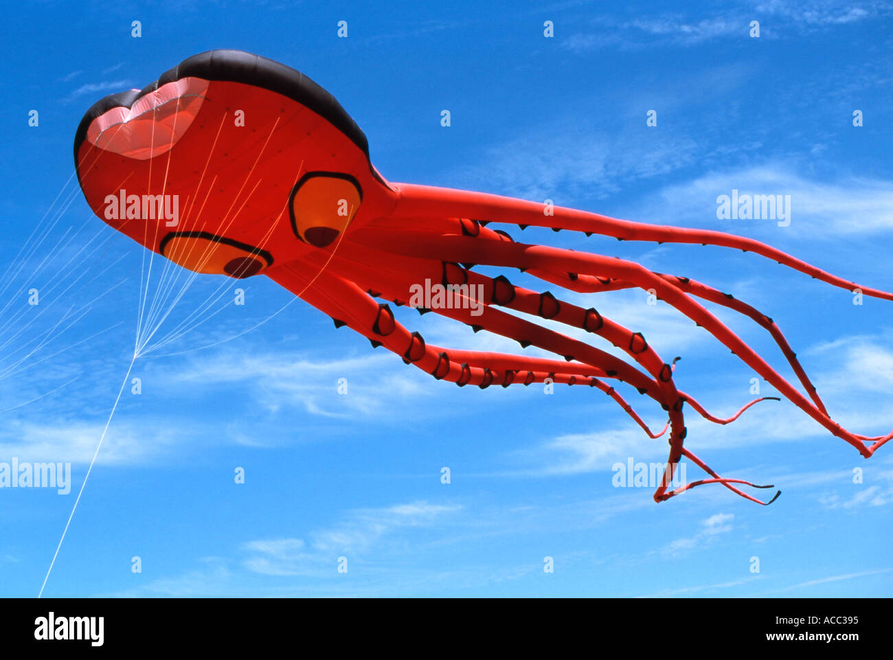 Octopus kite hi-res stock photography and images - Alamy