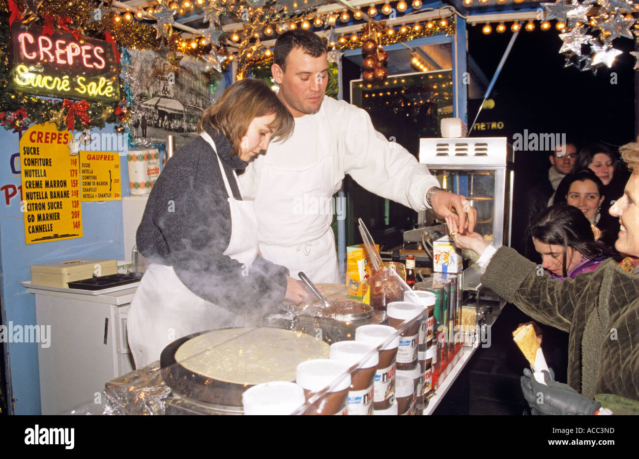 French crepes stall hi-res stock photography and images - Alamy