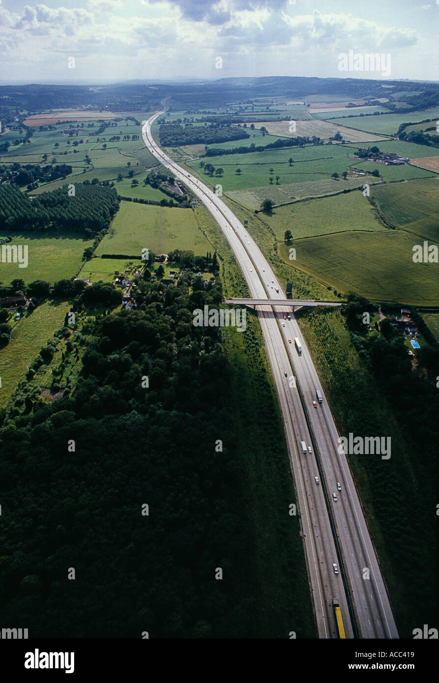 Aerial view london m25 motorway hi-res stock photography and images - Alamy