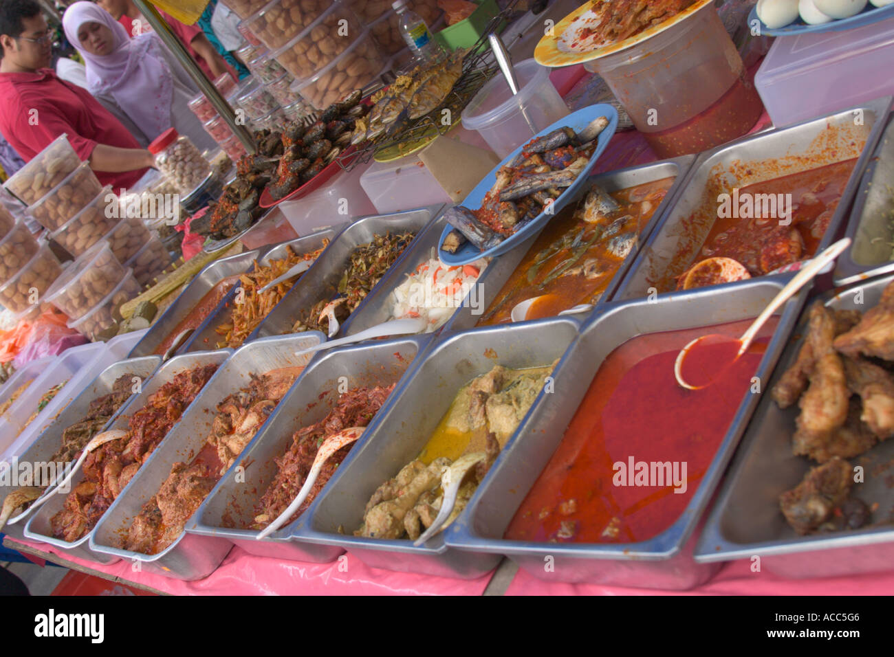 Malay stall hi-res stock photography and images - Alamy