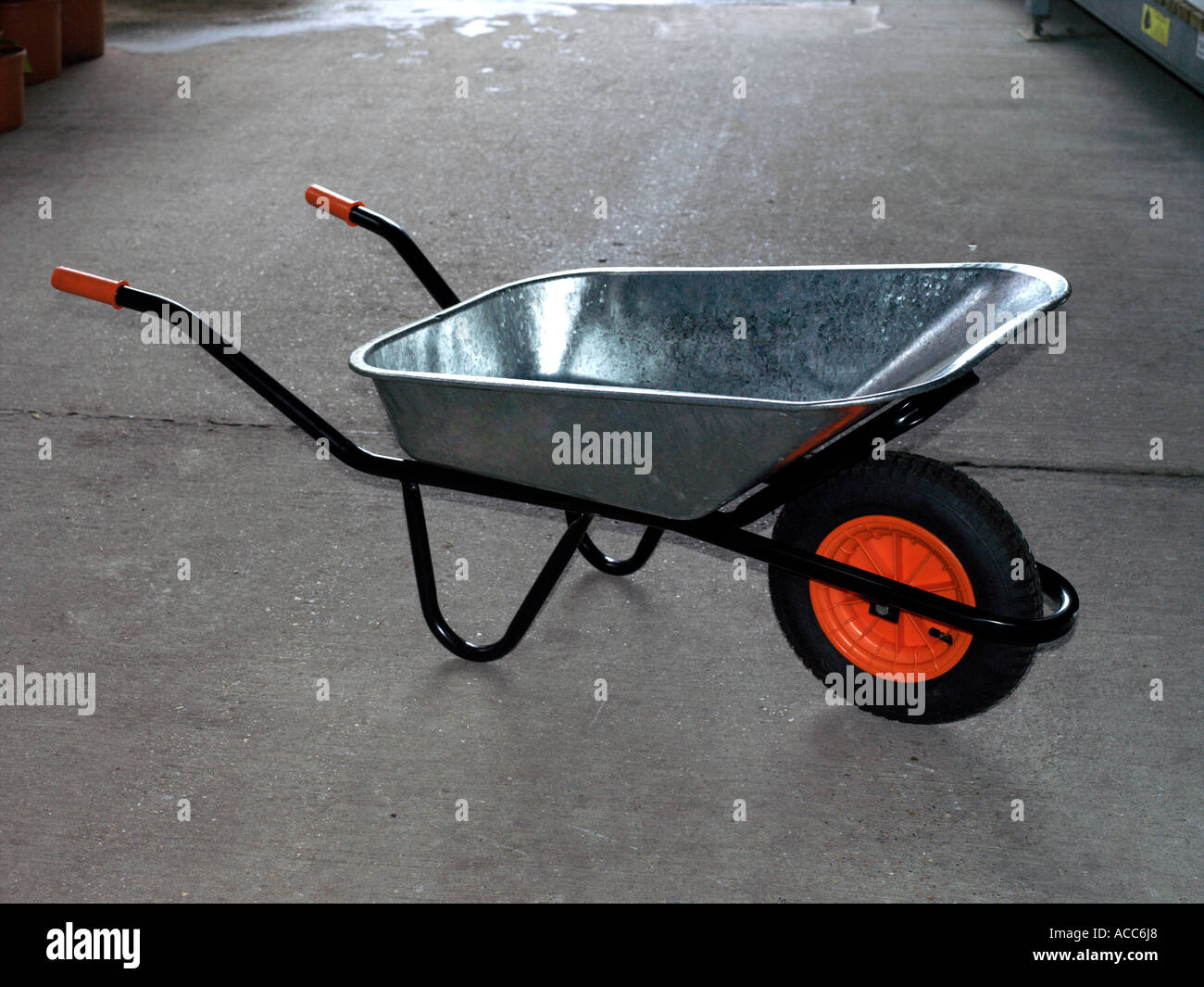 The wheelbarrow hi-res stock photography and images - Alamy