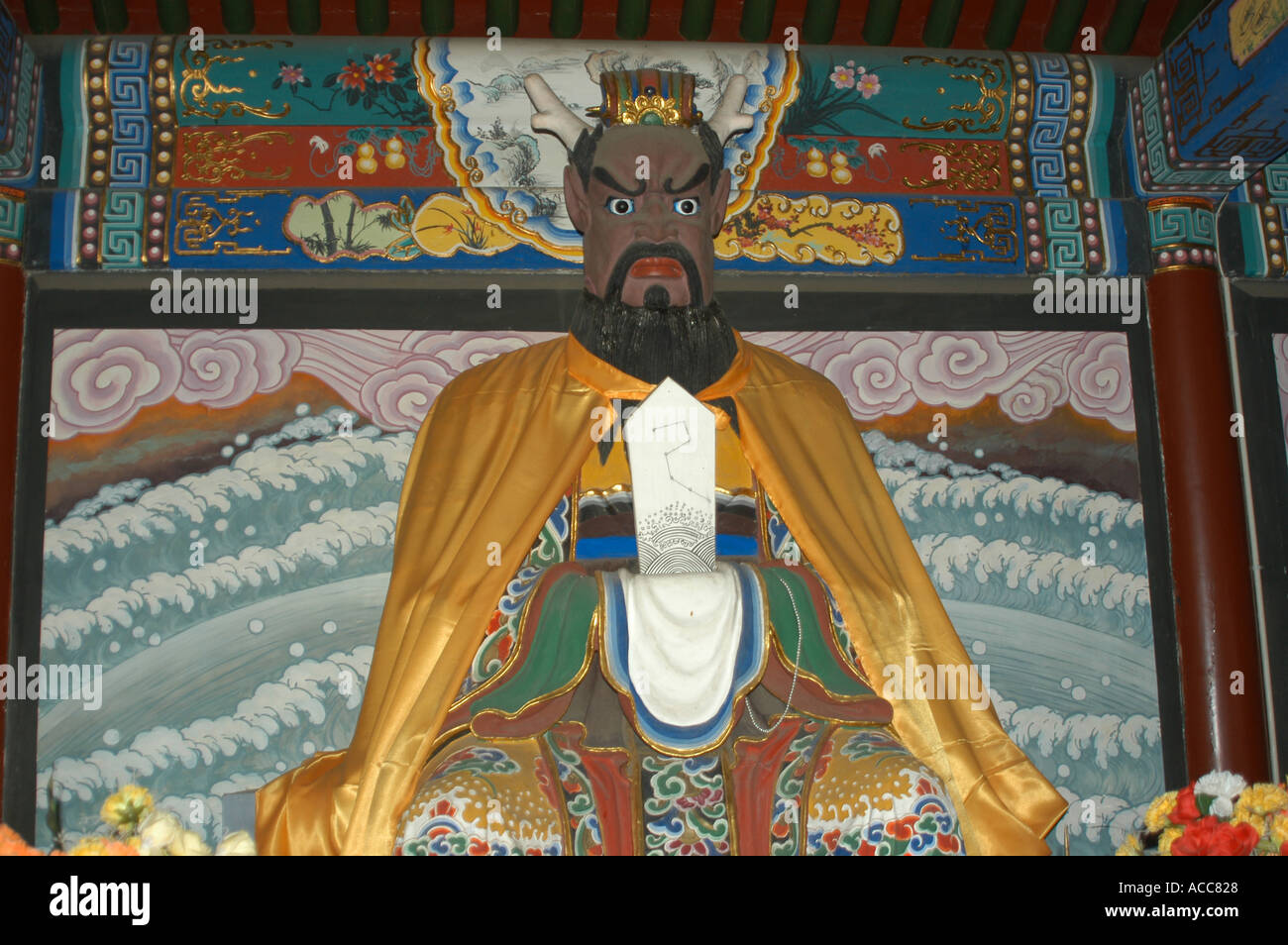 King on his throne hi-res stock photography and images - Alamy