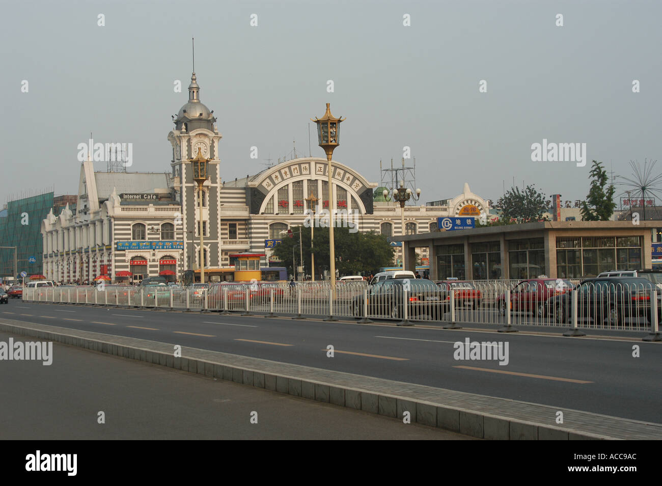 China locomotives hi-res stock photography and images - Alamy