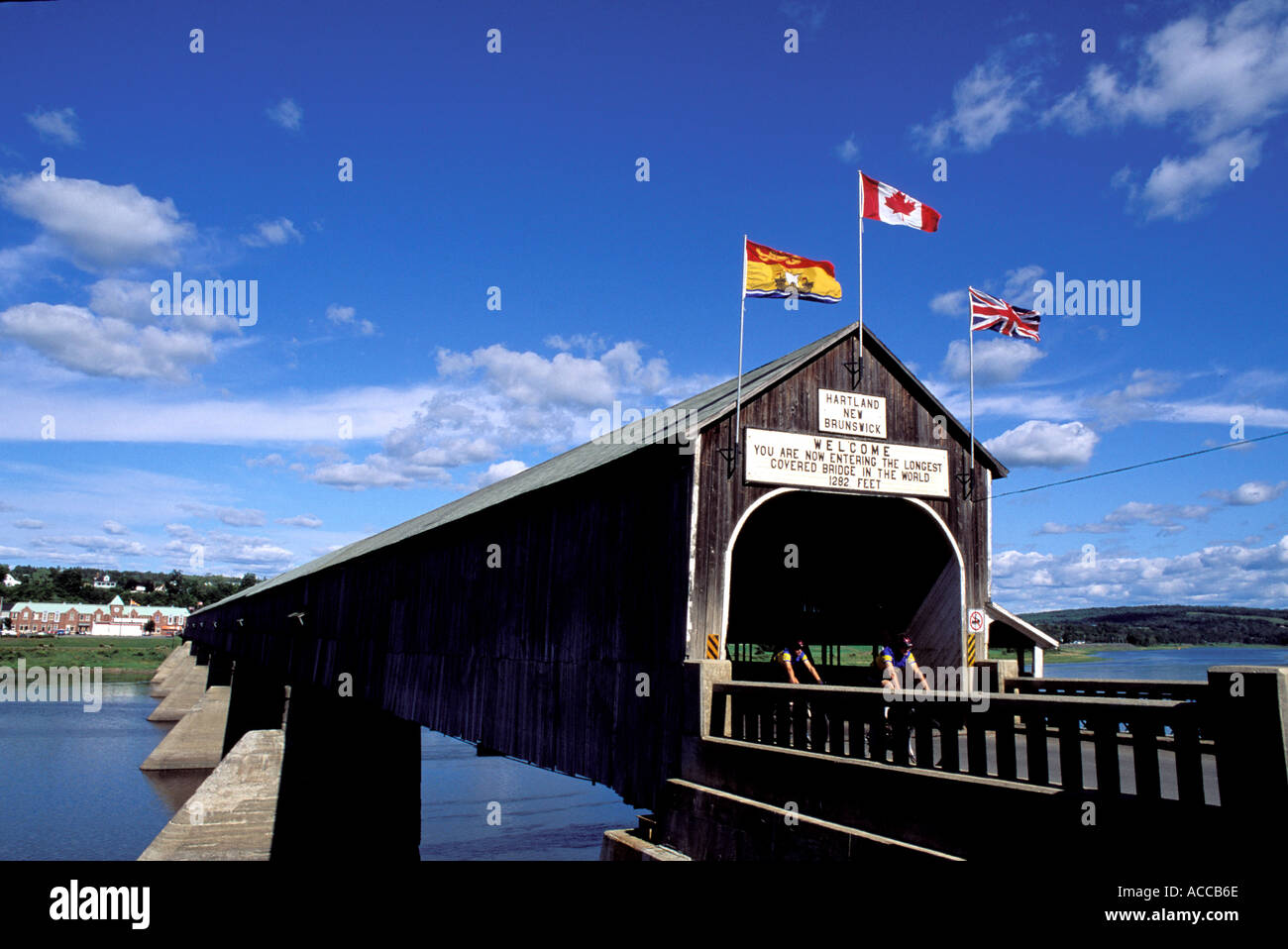 Hartland Covered Bridge the longest covered bridge in the world New ...