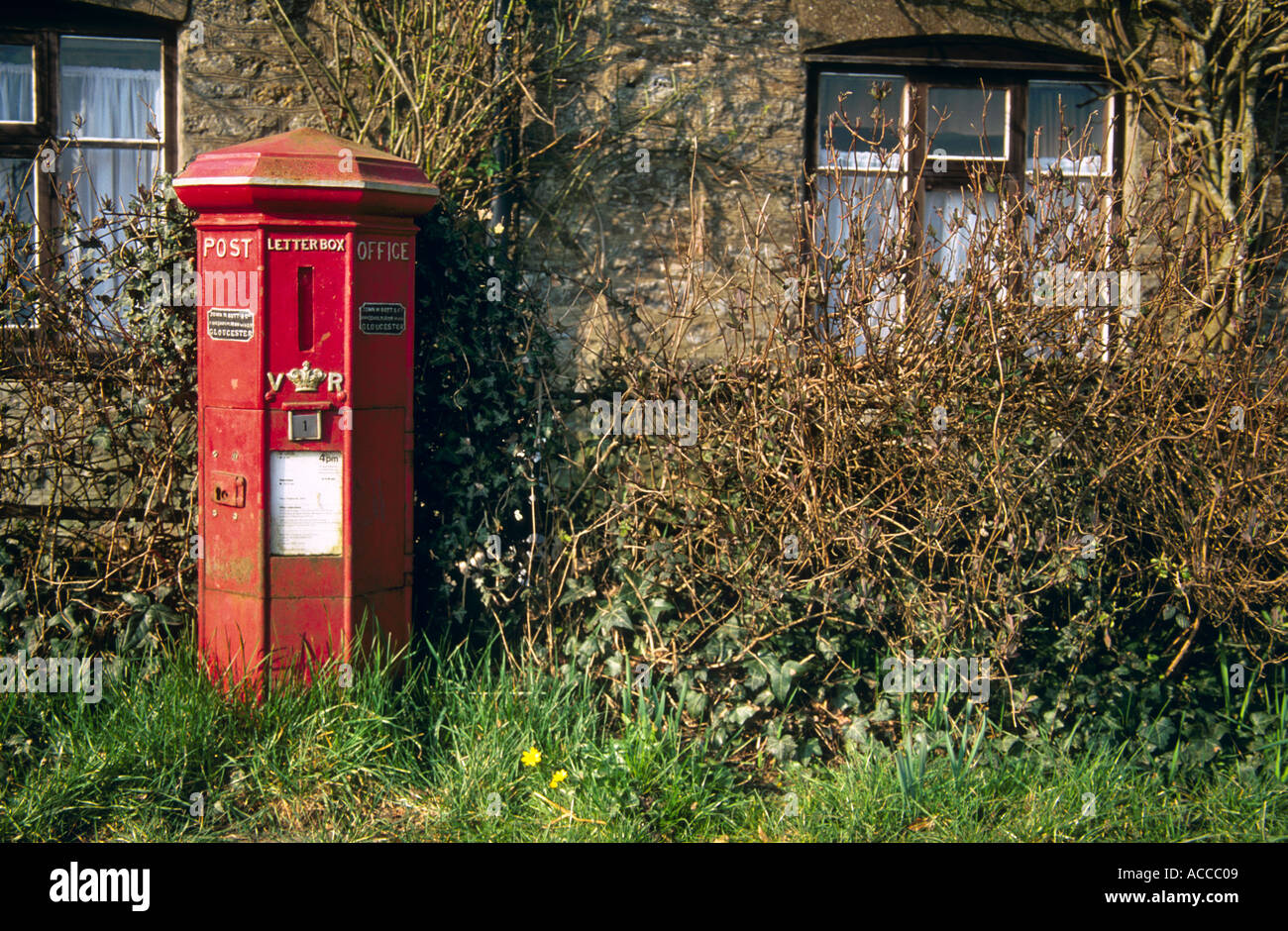 Victorian letter box Holwell Dorset England UK Stock Photo - Alamy