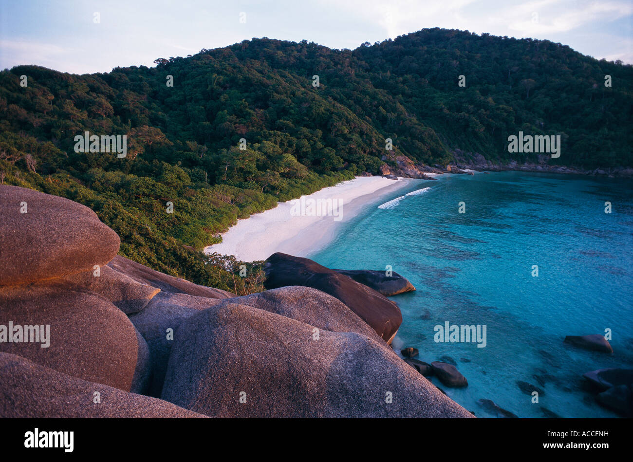 Turquoise sea stone beach hi-res stock photography and images - Alamy