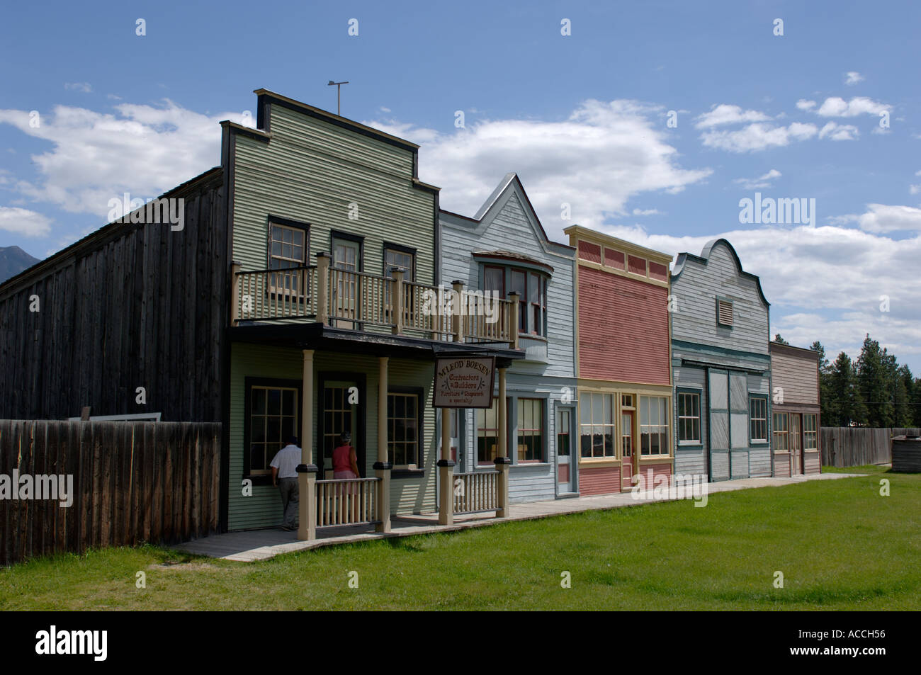 1800s buildings hi-res stock photography and images - Alamy