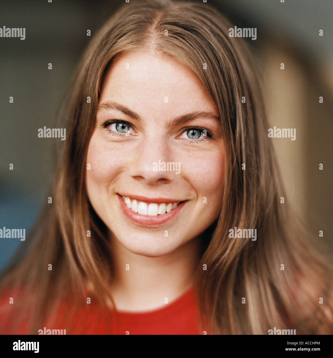 Portrait of a smiling woman Stock Photo - Alamy