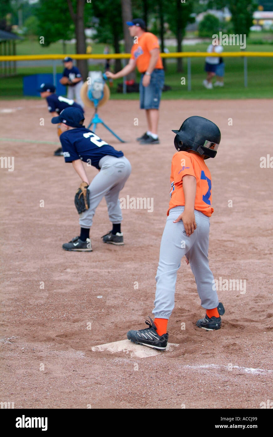 Little league hi-res stock photography and images - Alamy