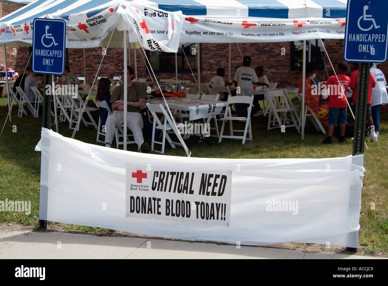 American Red Cross conducts blood donation drive Stock Photo - Alamy