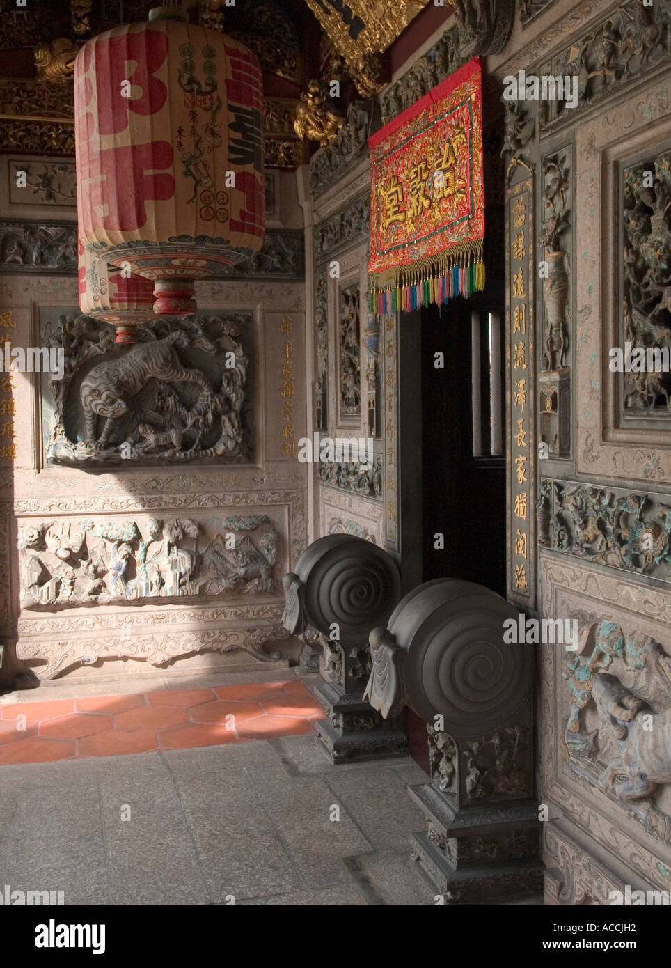 COVERED CORRIDOR, PASSAGEWAY, KHOO KONGSI, GEORGETOWN PENANG MALAYSIA ...