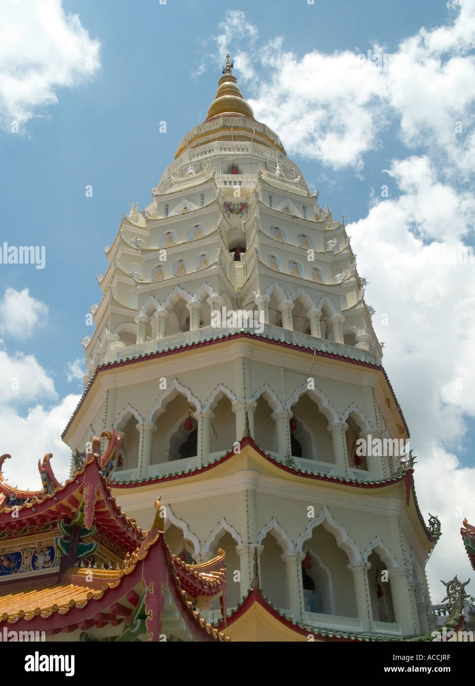 BAN PO THAR PAGODA, AYER ITAM, PENANG, MALAYSIA Stock Photo - Alamy