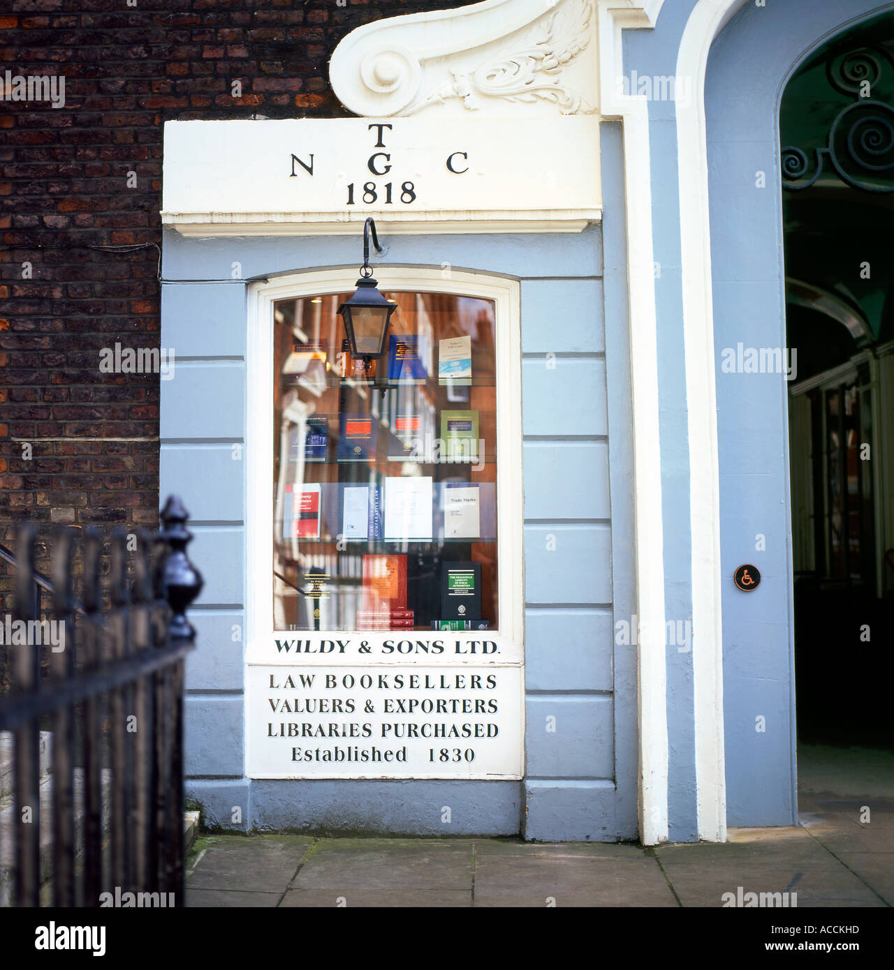 Lawbooks hi-res stock photography and images - Alamy