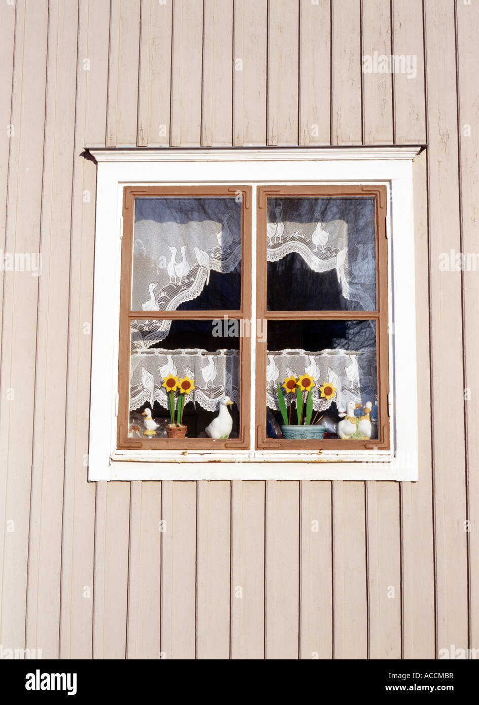 A window on a house Stock Photo - Alamy